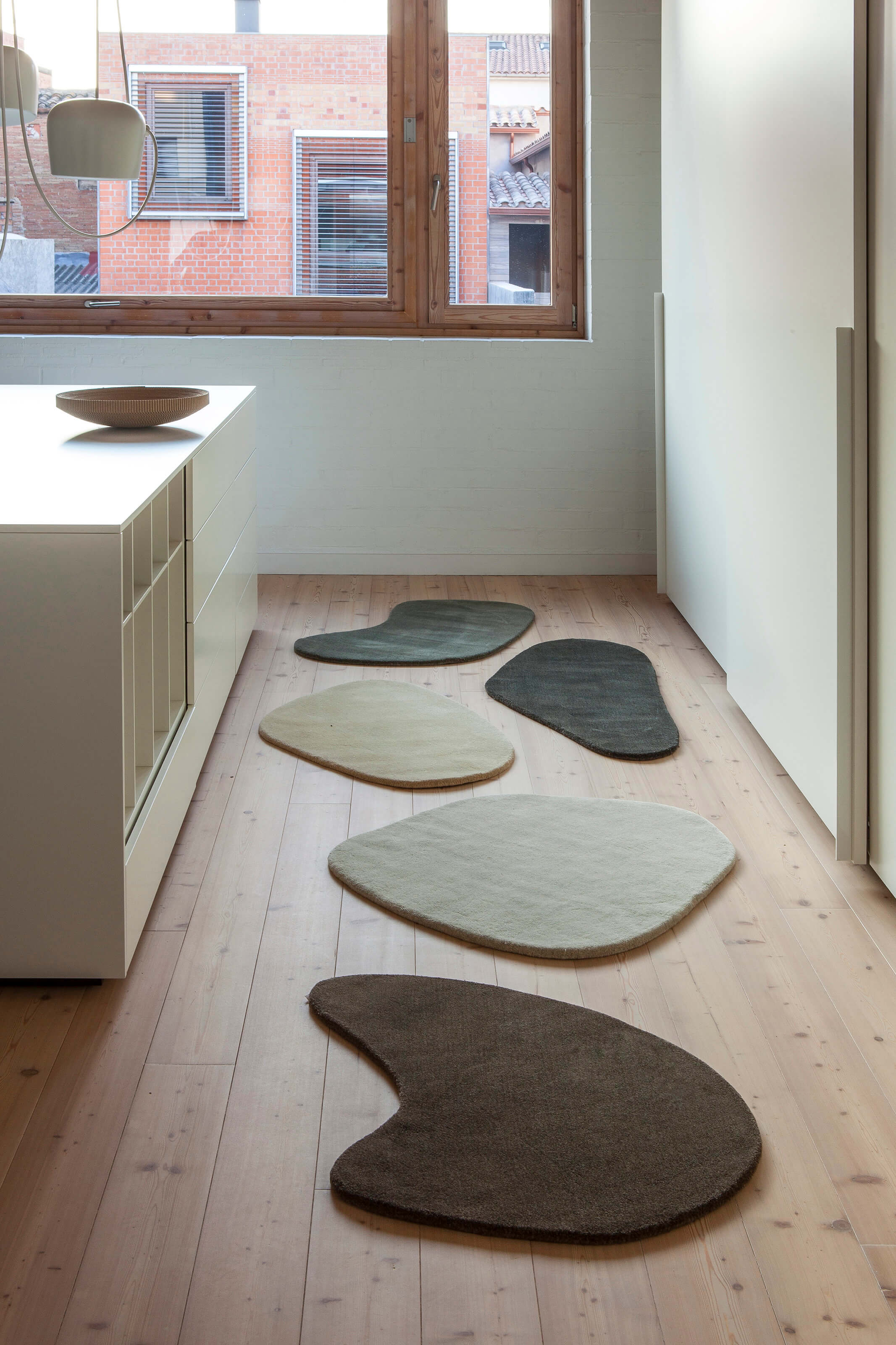 Stone-wool | Create a handmade rug path - nanimarquina