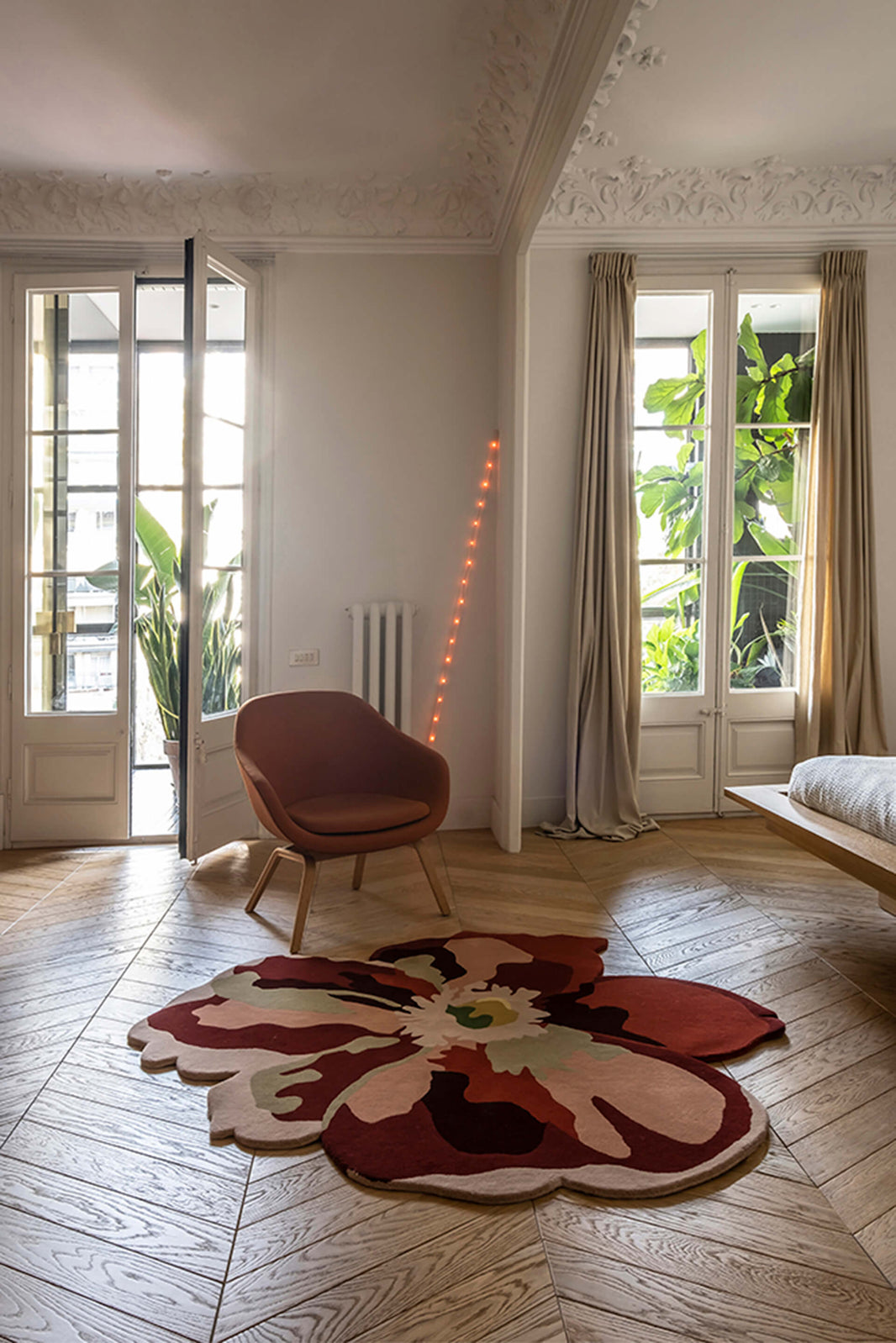 Flora | Hand-tufted rugs designed by Santi Moix - nanimarquina